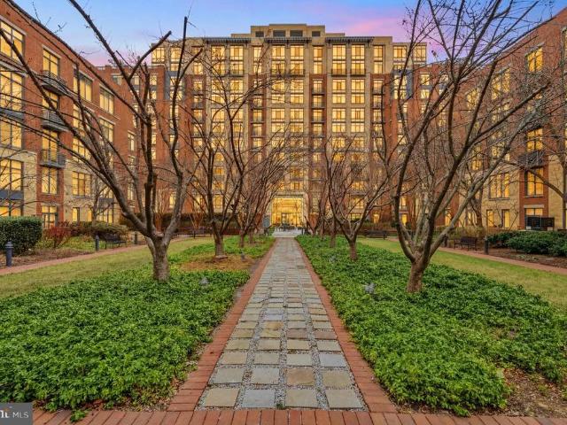 520 John Carlyle Street # 108