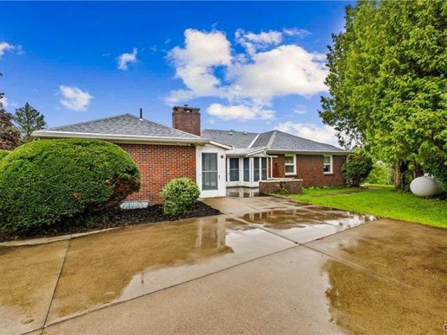 520 Joslin Hill Rd, Frankfort, NY 13340