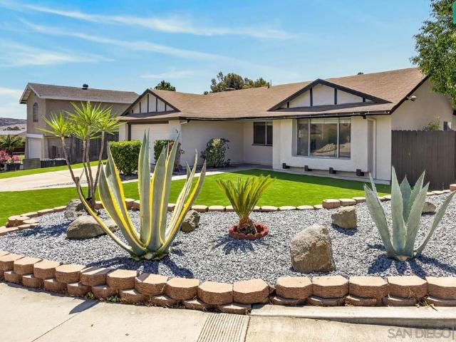 520 La Barca St