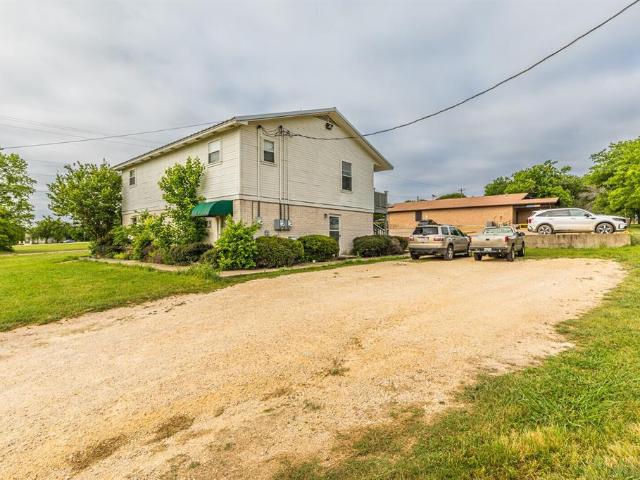 520 Live Oak St, Meridian, TX 76665 | MLS #21165
