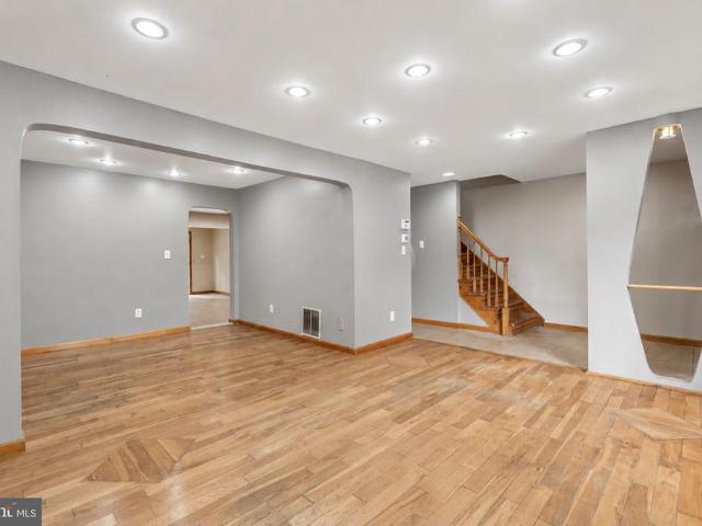 520 Madison