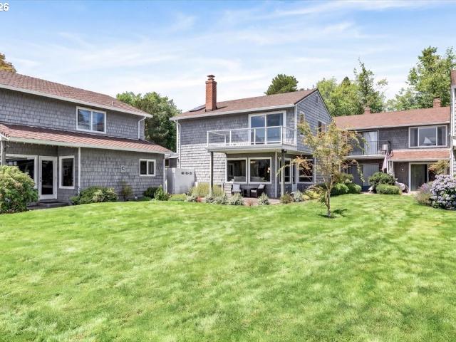 520 n hayden bay dr