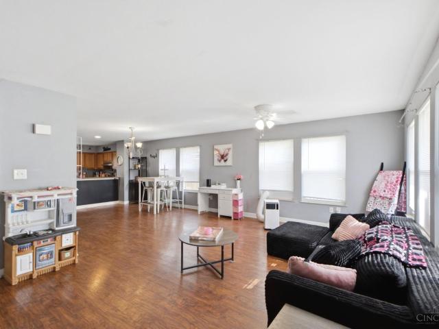 520 S 4th Street