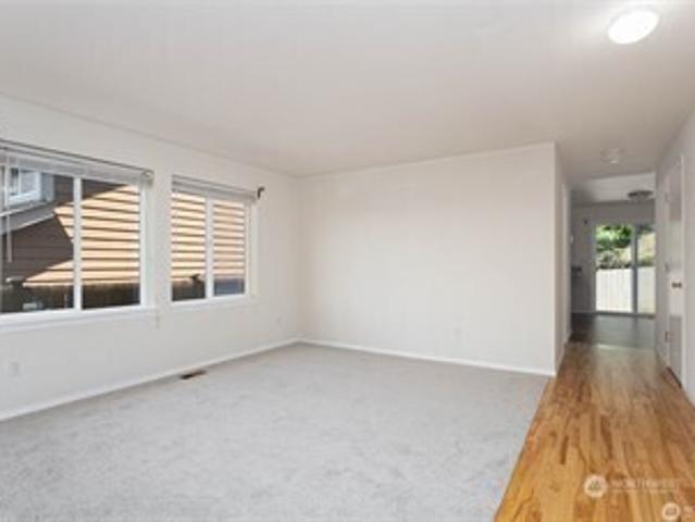 520 S 53rd Place