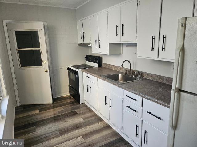 520 S 17 1/2 Street