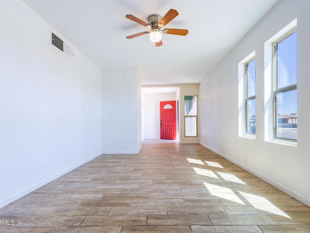 520 S 3RD Street