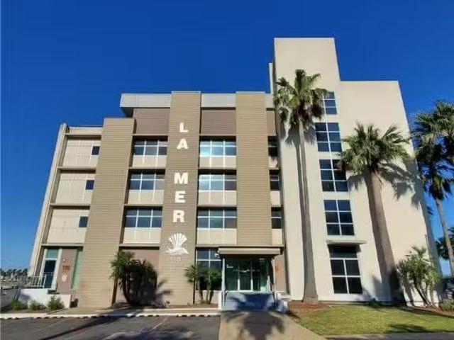 520 S Chaparral Street #402, Corpus Christi, TX 78401