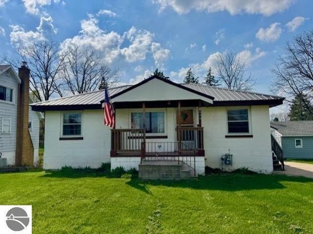 520 S Franklin St, Saint Louis, MI 48880