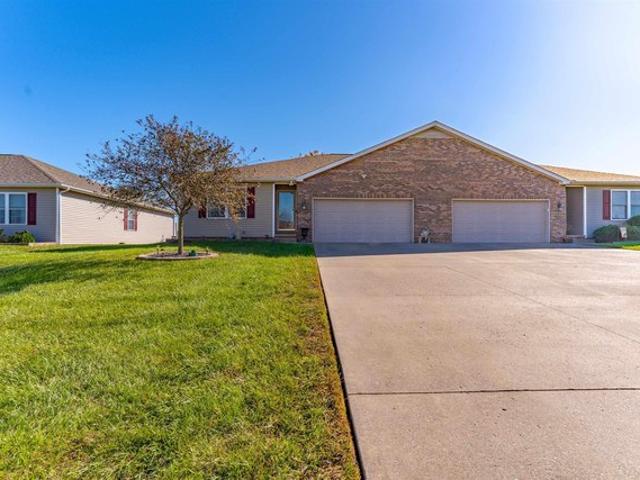 520 S Ninth Ave, Haubstadt, IN 47639