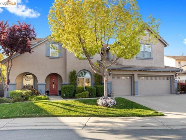 520 Soaring Hawk Ct, Lincoln, CA 95648