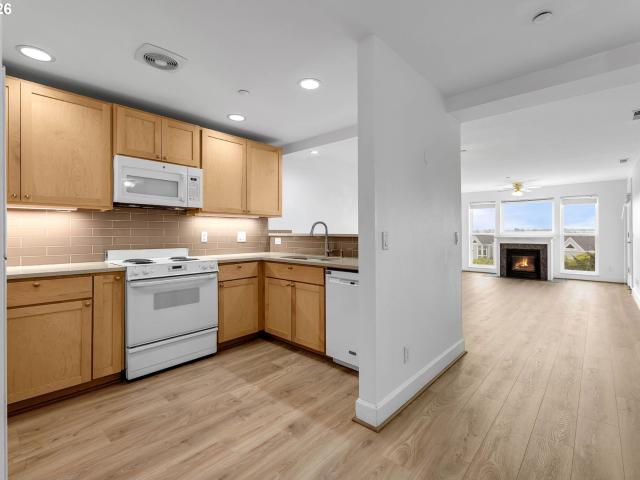 520 se columbia river dr # 330