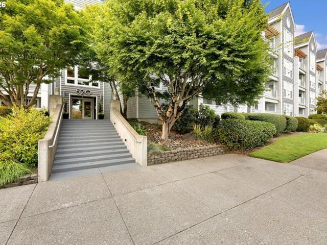 520 SE Columbia River Dr Apt 330, Vancouver, WA 98661