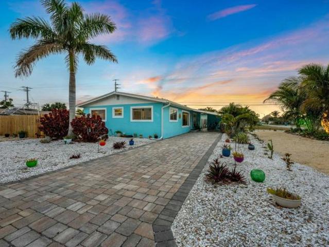 520 Seagull Dr, Satellite Beach, FL 32937