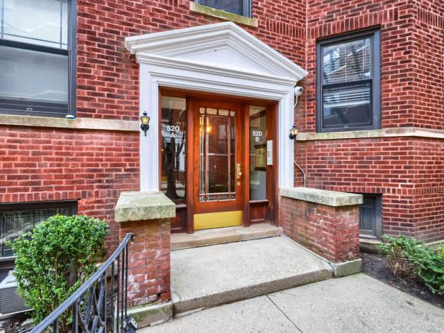 520 Sheridan Rd, Unit 3A, Evanston, IL 60202 | MLS #12589 | Compass