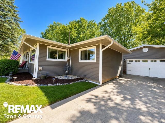 520 Sunnyside Drive
