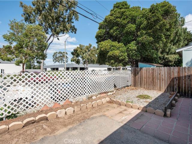 520 Pine Avenue 22