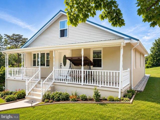 520 Pineland Rd, Birdsboro, PA 19508