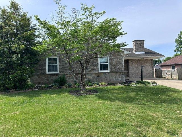 520 Pinoak Dr, Nicholasville, KY 40356