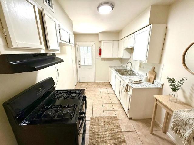 520 Prado St 2 Bedroom Apartment for Rent at 520 Prado St, San Antonio, TX 78204 Englewood
