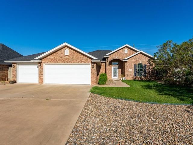 520 Providence Cir, Clovis, NM 88101