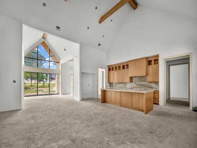 520 Royal Santana Run, Weatherford, TX 76087 | MLS #21167