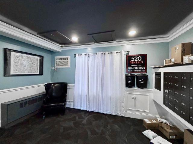 520 Rentals 2 Bedroom Apartment for Rent at 520 Des Plaines Ave, Forest Park, IL 60130