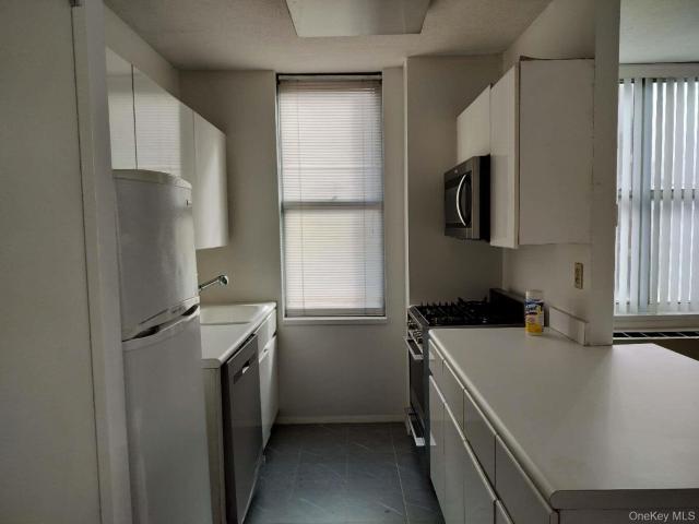 520 W 112TH Street 5D