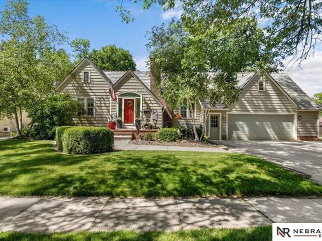 520 W 19th St, Fremont, NE 68025