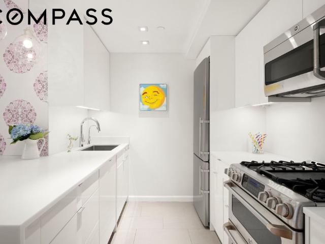 520 W 23rd Street 8AS