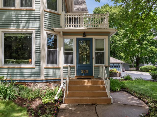 520 W Wisconsin Ave
