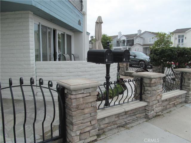 520 W. Balboa Boulevard