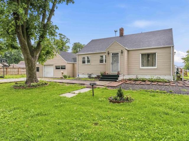 520 W Maple Ave S, Springfield, IL 62704