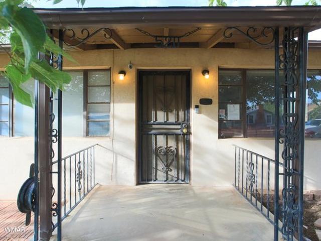 520 W Maple St, Winslow, AZ 86047