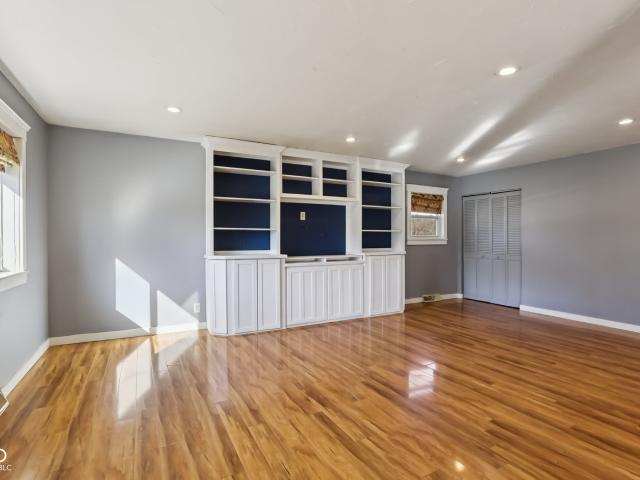 520 Woodland Place