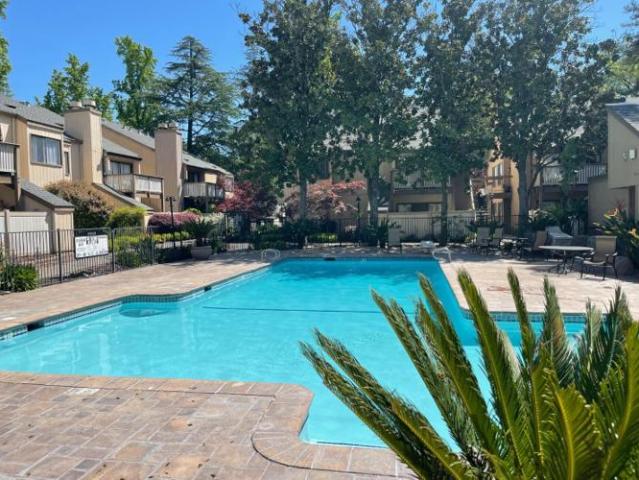 520 Woodside Oaks #3, Sacramento, CA 95825