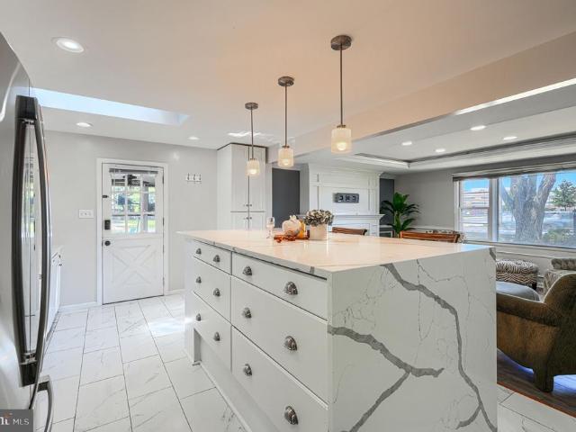 520 White Oak Drive