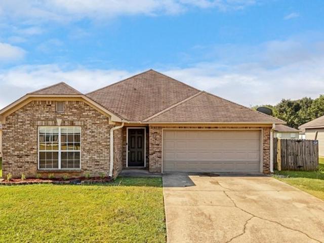 5214 Gayle Ln, Bessemer, AL 35023