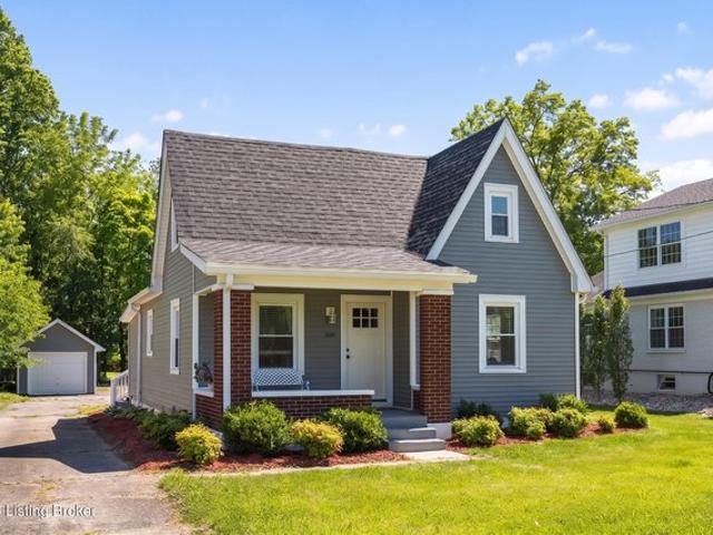 5214 Valley Station Rd, Louisville, KY 40272
