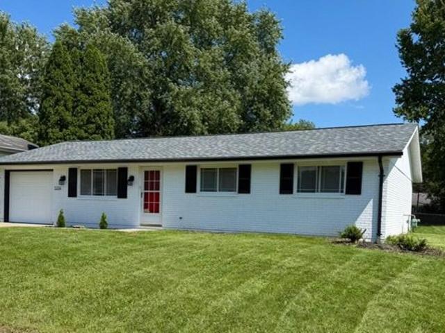 5214 Waverly St, Enon, OH 45323