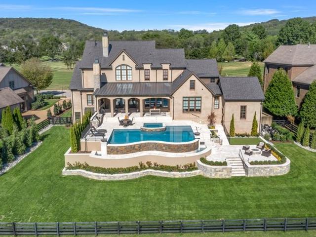 5214 Wildings Blvd, College Grove, TN 37046
