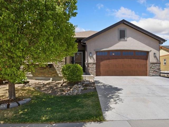 5215 Crabapple Ct, Loveland, CO 80538