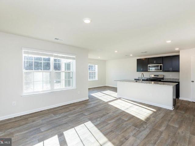 5215 Crooked Lane