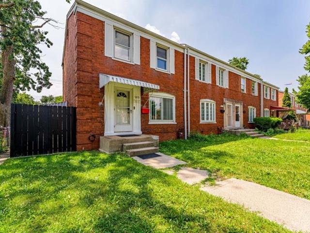 5215 W 63rd Pl, Chicago, IL 60638
