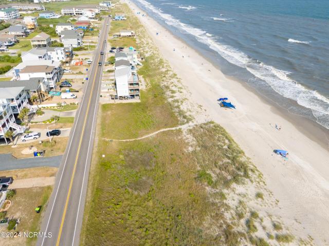 5215 5 E Beach Drive # 8&9