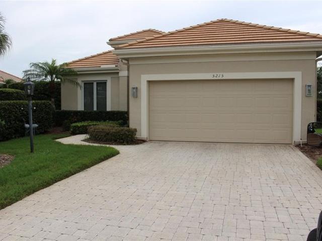 5215 97th St E, Bradenton, FL 34211