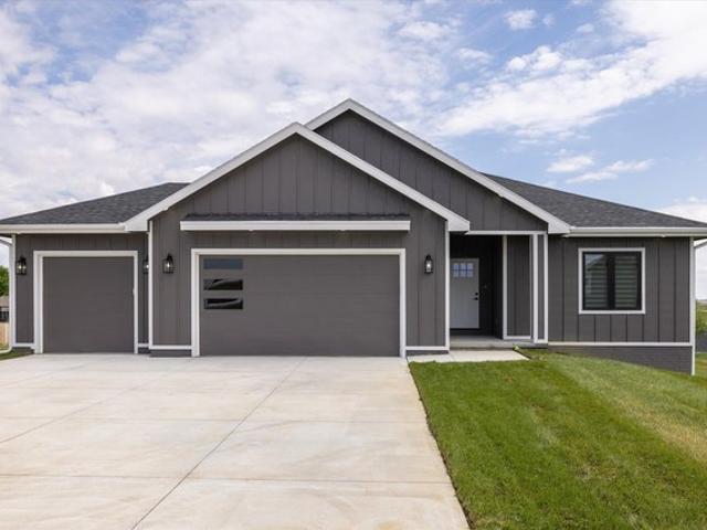 52161 th St, Glenwood, IA 51534