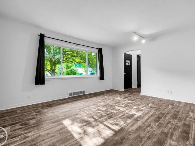 52161 Brentwood Drive