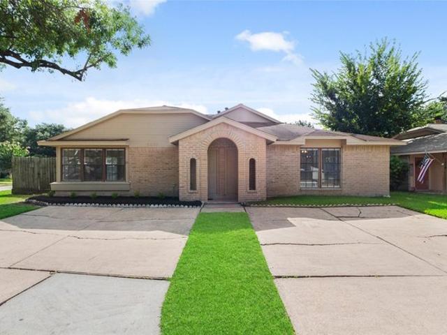 5216 and 5218 Beaverbrook Dr, Houston, TX 77084