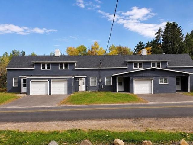 5216 E Sunset Rd, Ironwood, MI 49938