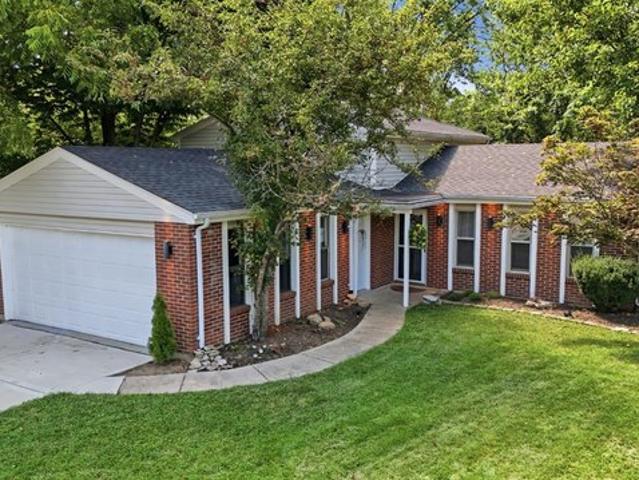 5216 Stirrup Ct, West Chester, OH 45069